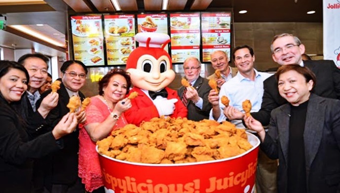 Giant Chicken Bucket Welcomed Guests On Jollibee Chicago Opening
