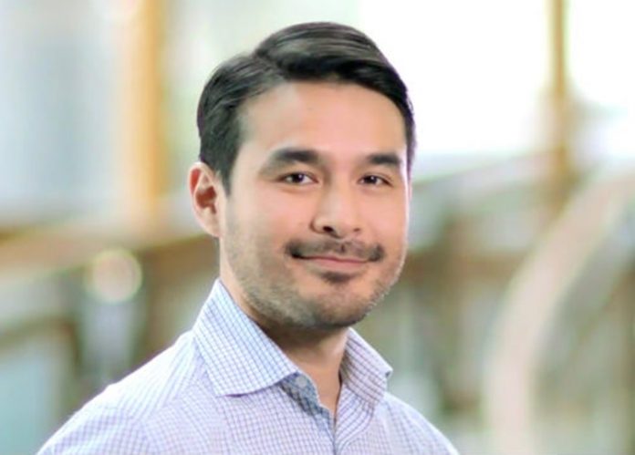 Atom Araullo Reacts To Harry Roque's Statement About Benham Rise