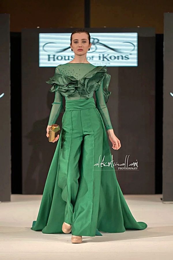 Filipino Designers Stole International Fashion Scene With Collections ...