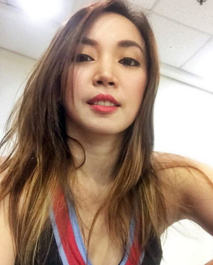 Former Wowowee Dancer Luningning Shows Off Bikini Photos In Bohol