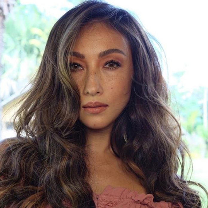Solenn Heussaff Flashes Her Finger Every Time She Gets A Proposal