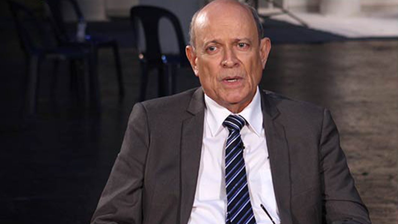 Jaime Fabregas "NOT" in Favor of Mandatory ROTC for Students