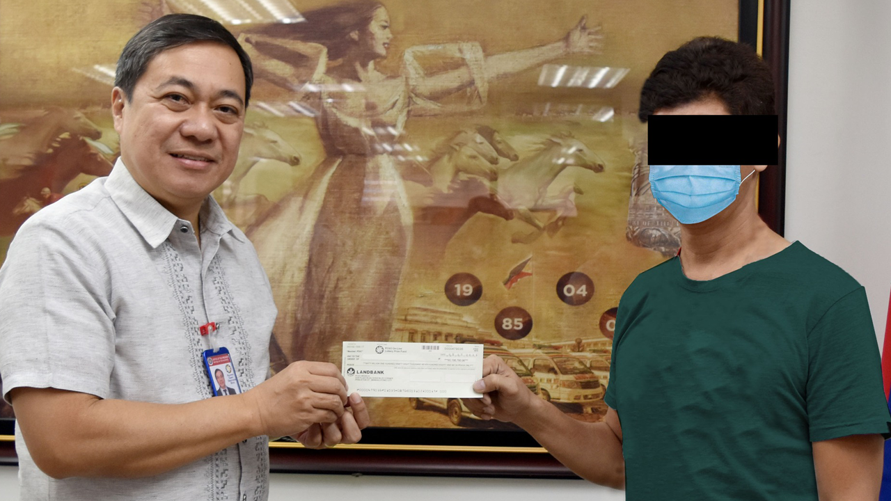 Kitchen Helper Wins P75-M Jackpot Prize of Grand Lotto 6/55