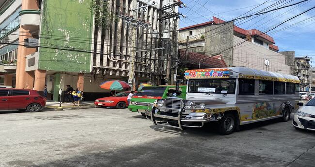 Electric Jeepney in Traditional Sarao Design Spotted in Bacolod City ...